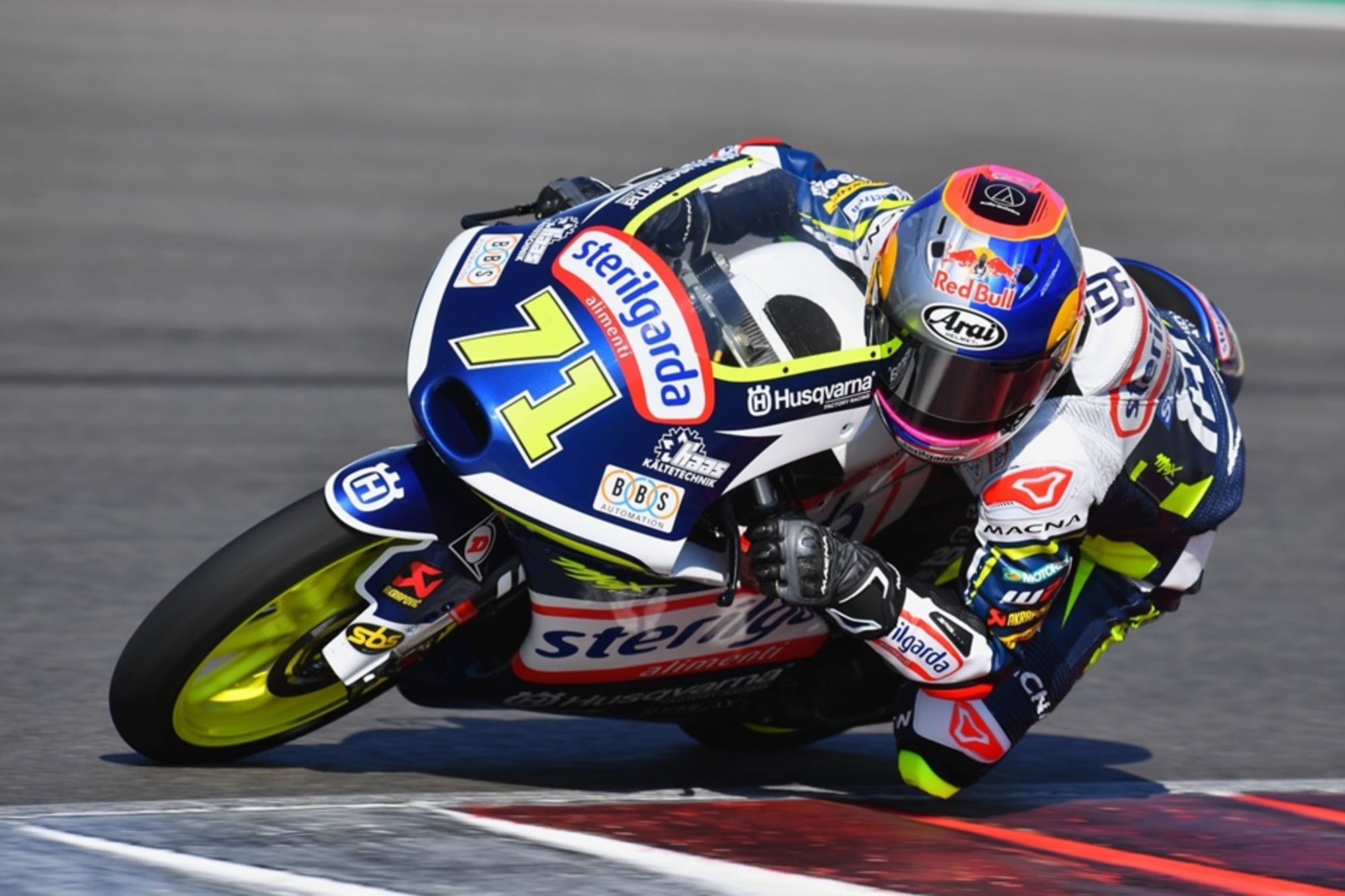 Dennis Foggia lidera ante su público - Motor y Racing