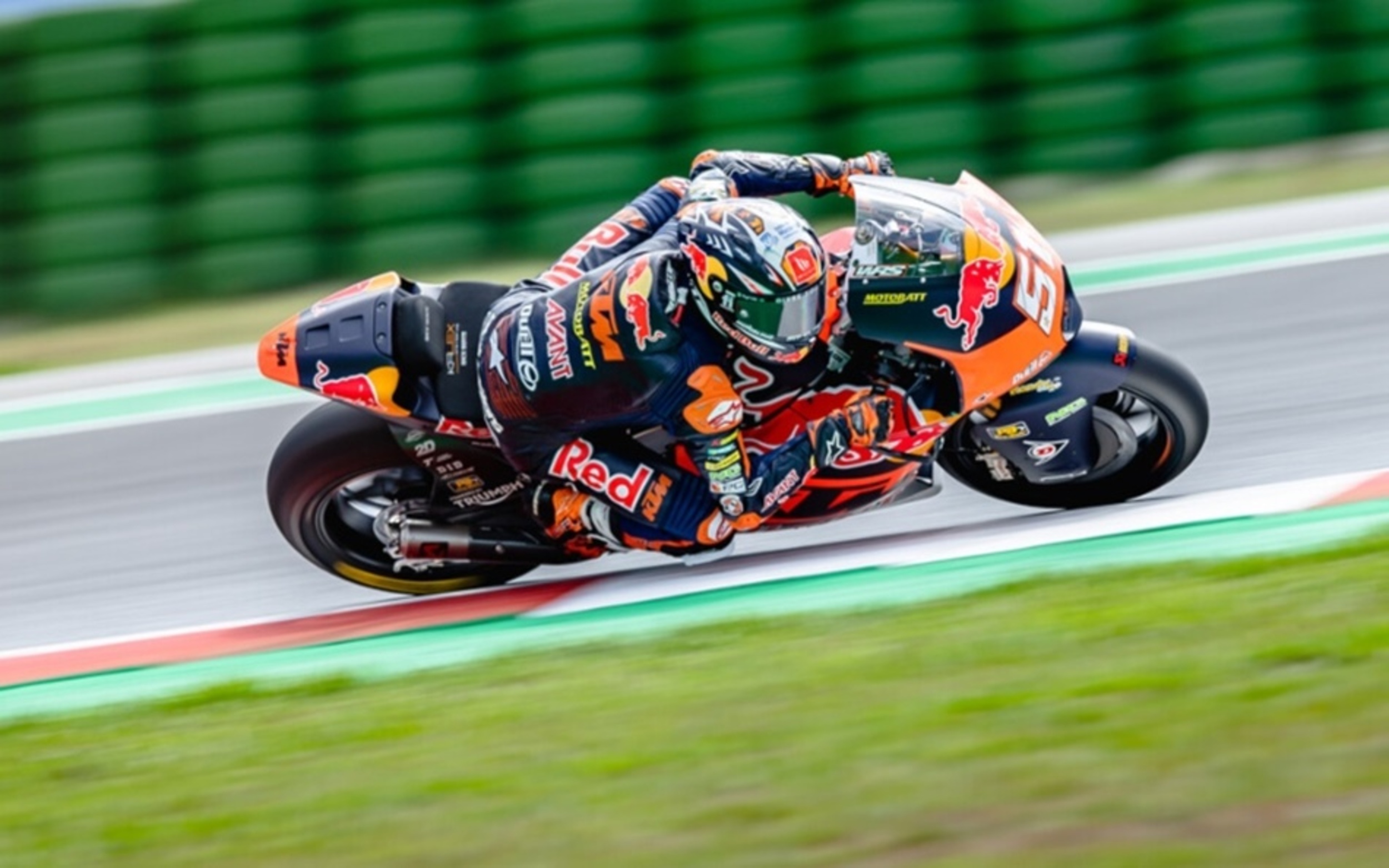 Alonso López se entrena en la pole en una batalla con Acosta - Motor y ...