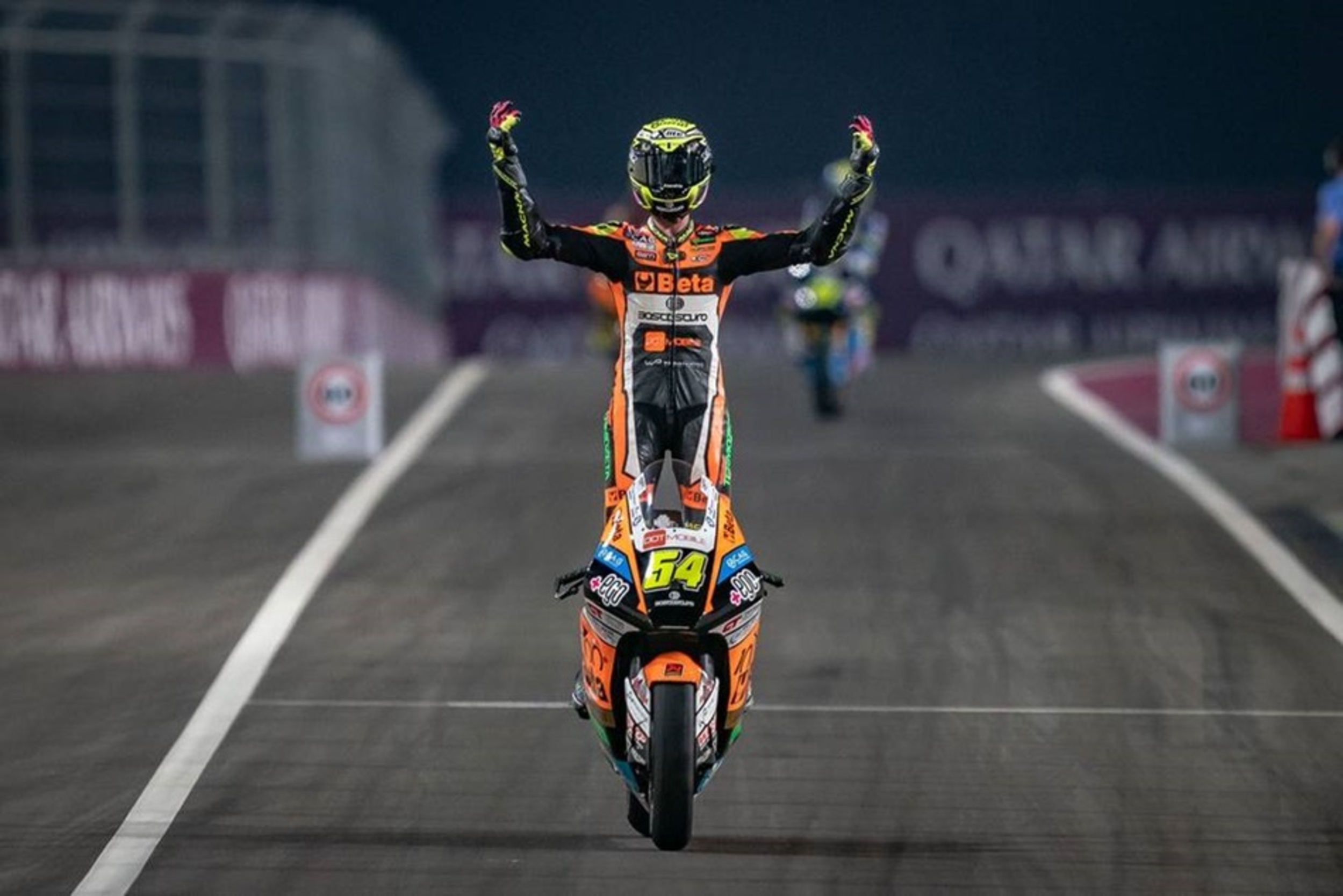 MT Helmets MSI, ¿contará con Boscoscuro en su salto a Moto2? - Motor y ...