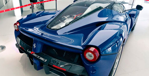 Imagenes de ferraris ultimo modelo azules - Imagui